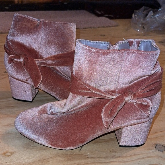 torrid | Shoes | Torrid Pink Velvet Booties | Poshmark